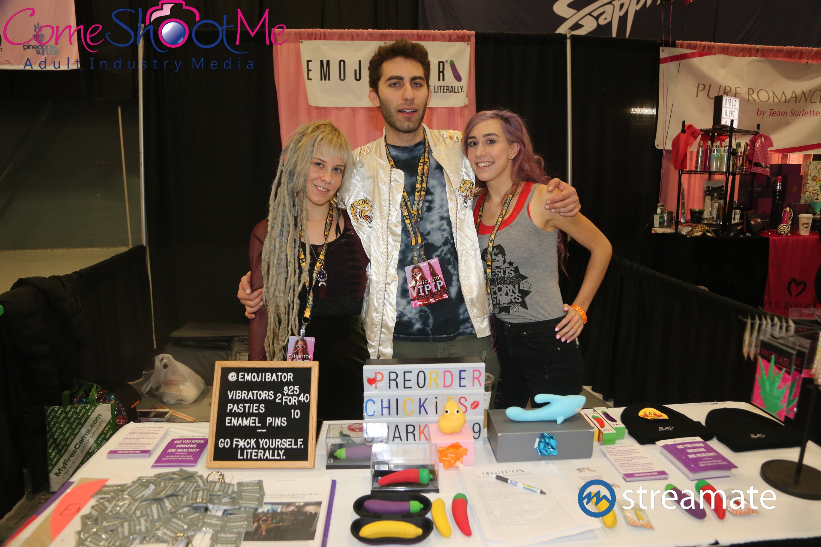 Exxxotica Edison Nj 2018 Porn Fan Convention